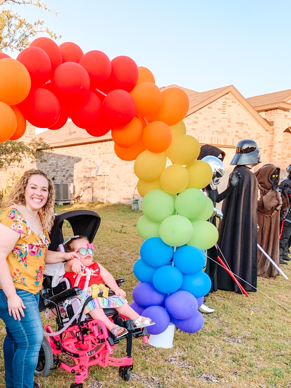 How to Throw an Epic Drive By Birthday Party - The Vintage Modern Wife